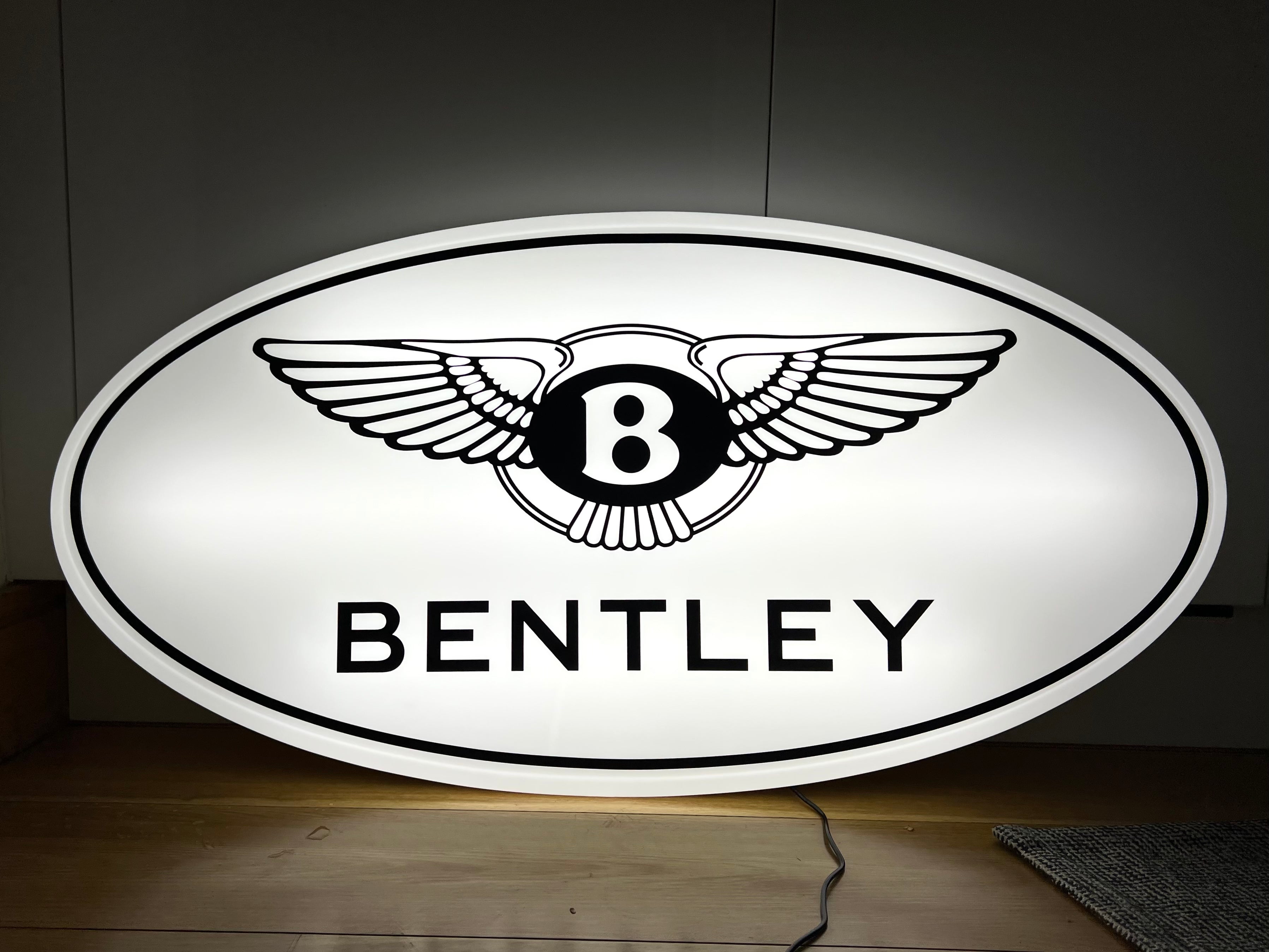 Bentley White Illuminated Logo Sign Memorabilia Hub Ltd Bentley White Illuminated Logo Sign Memorabilia Hub Ltd